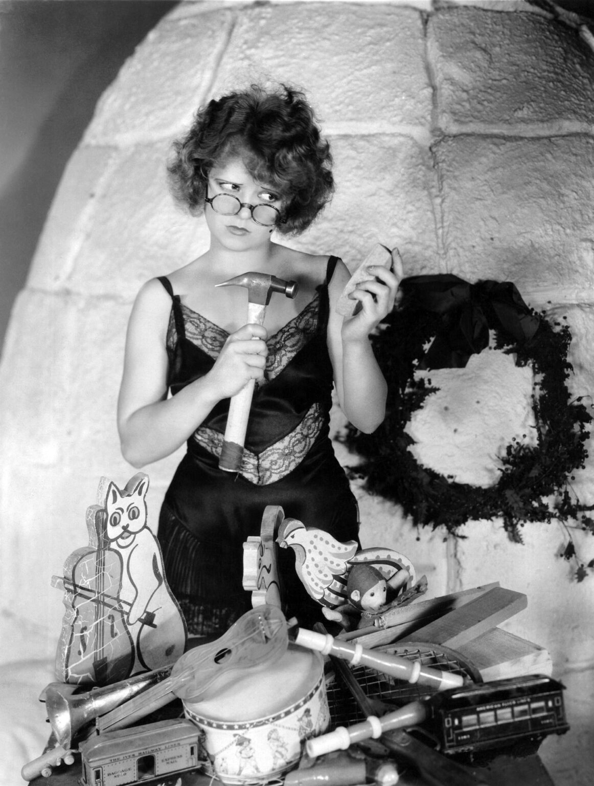 Classic Hollywood #191 – Clara Bow, Santa's Helper - Stuff Nobody Cares ...